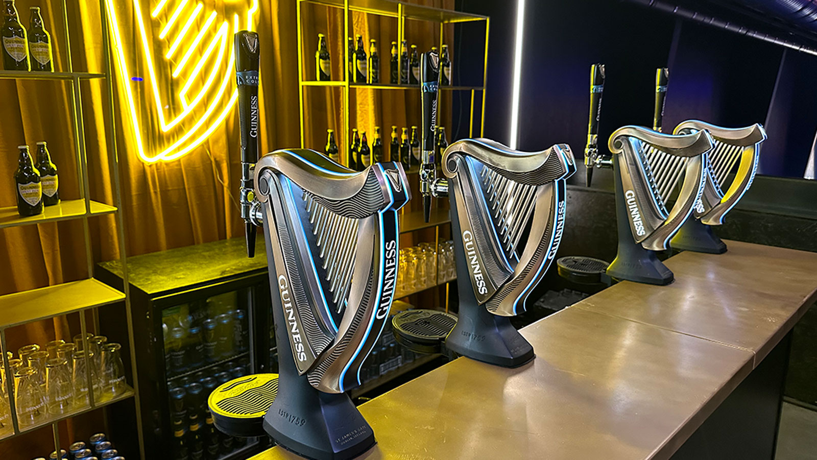 Guinness Pop-Up Bars at Award Shows - Rent A Keg
