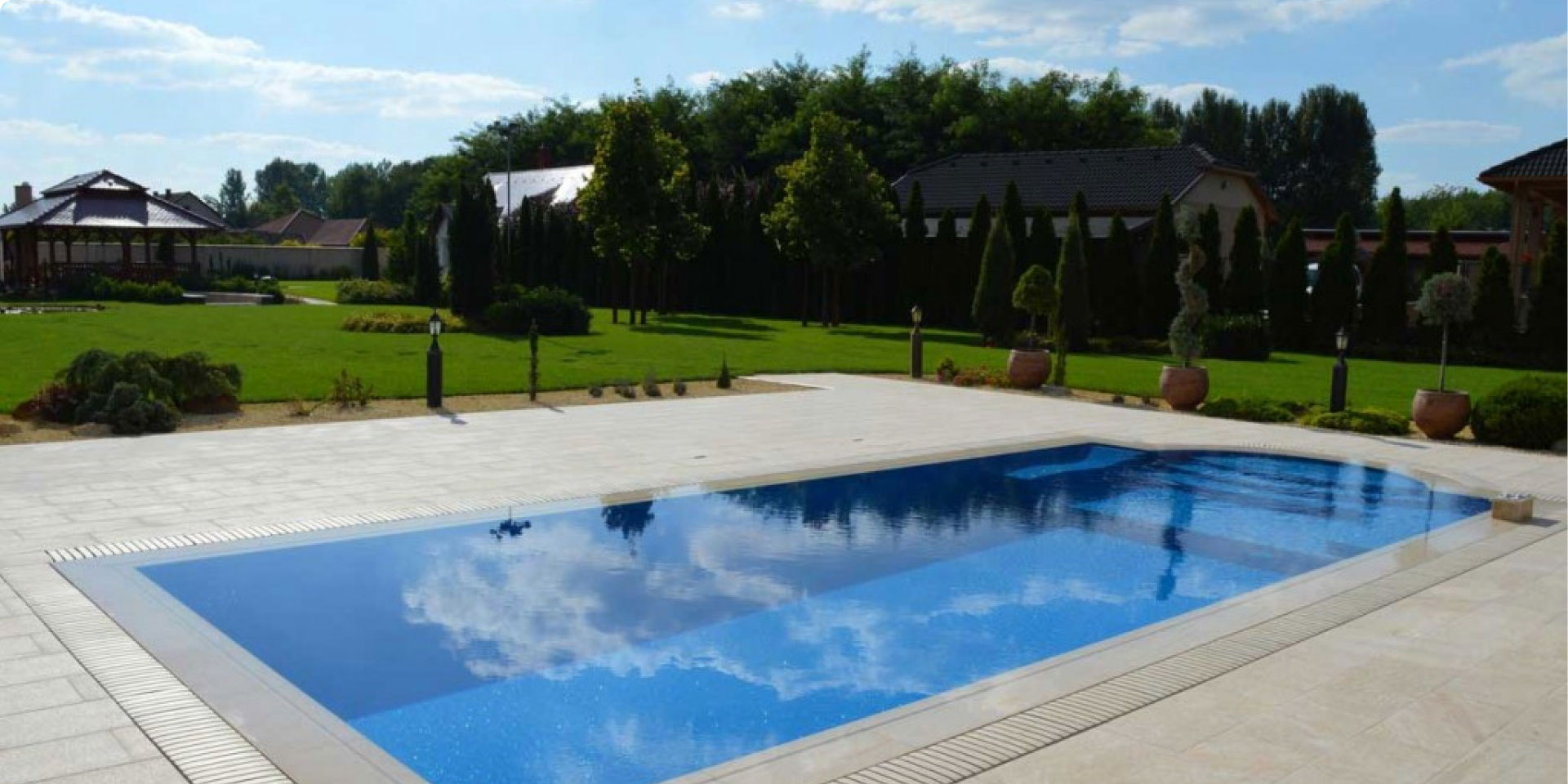 Premium-Pool für Ihr Zuhause - Ampron