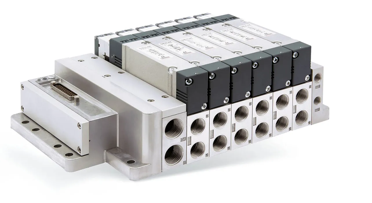 Camozzi series D valve island & Smart pneumatic systems