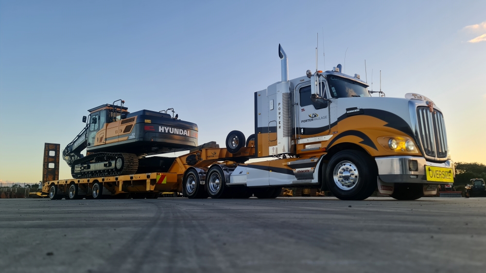 Heavy Machine Transport | Porter Haulage
