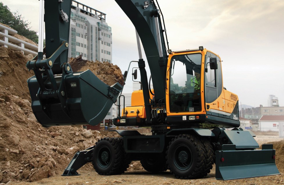 Porter Equipment | New Hyundai R210W-9