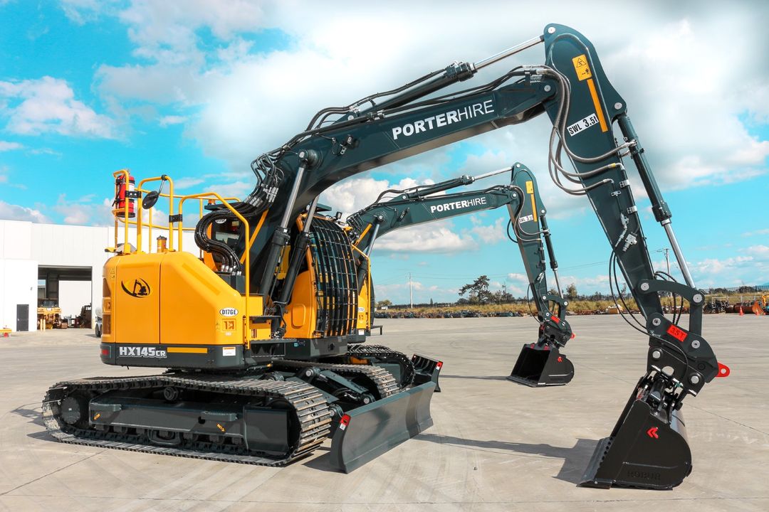 Porter Hire | Rent 14T Excavator
