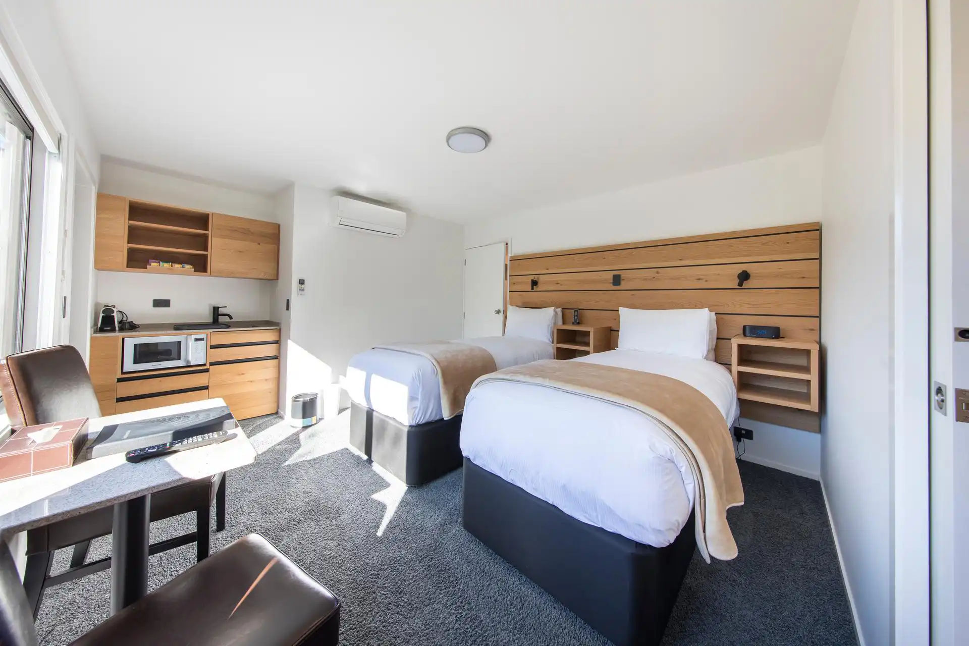 Mountain View 2 Bedroom Apartment | Lomond Lodge Queenstown, NZ