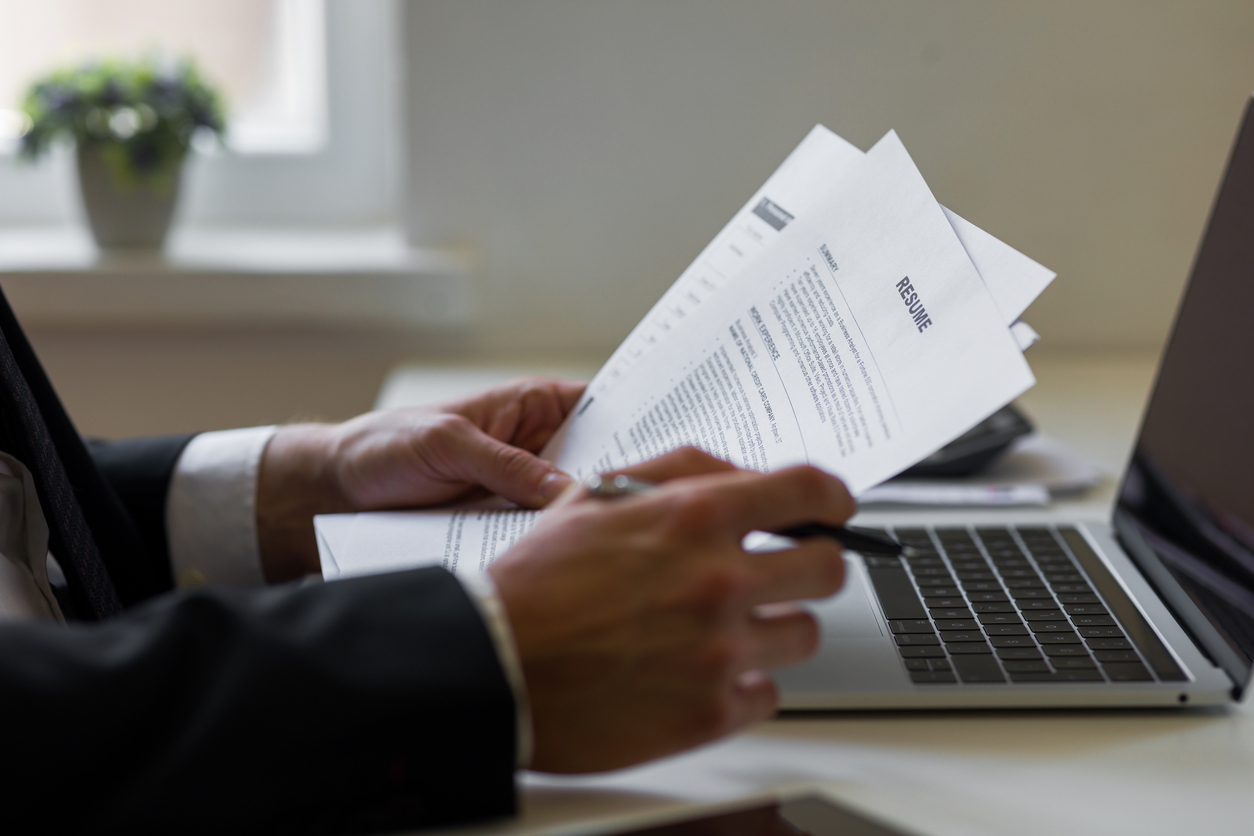 Reviewing Resumes: Heres What You Need to Know