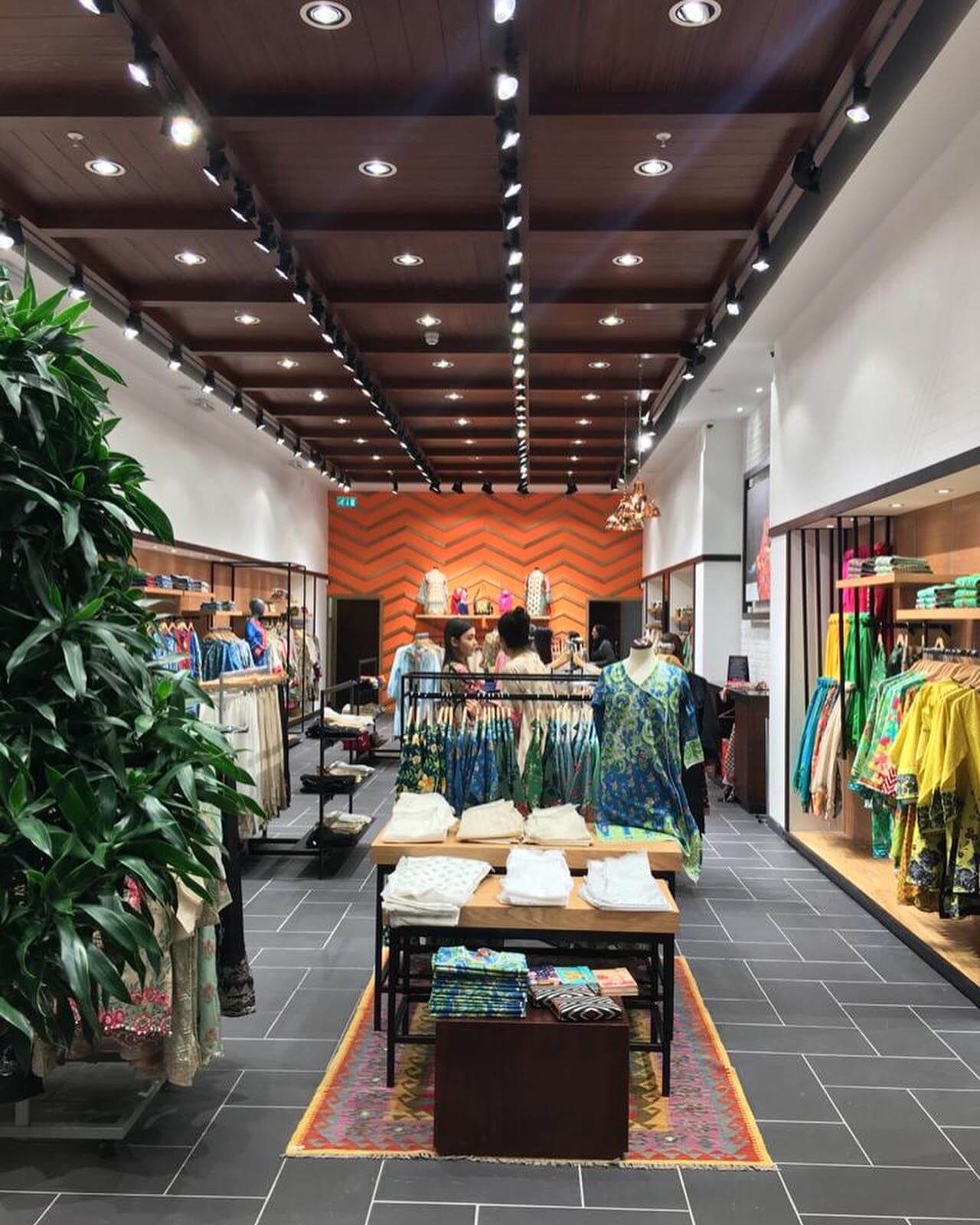 Khaadi | Diamond Projects