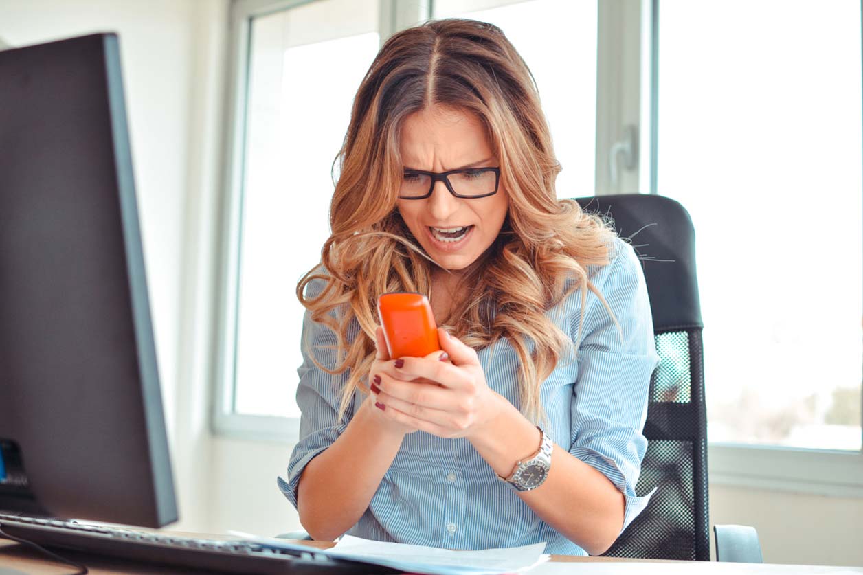 Customer Isn't Always Right - Responding In Style | Crunch