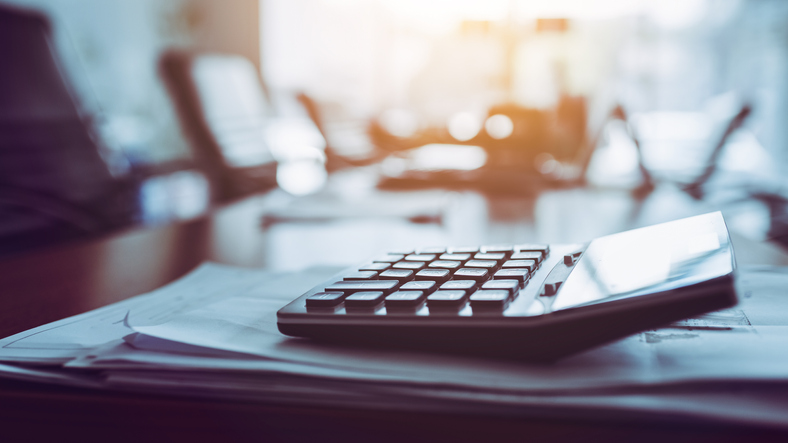 What Is A P800 And How Does HMRC Calculate It?