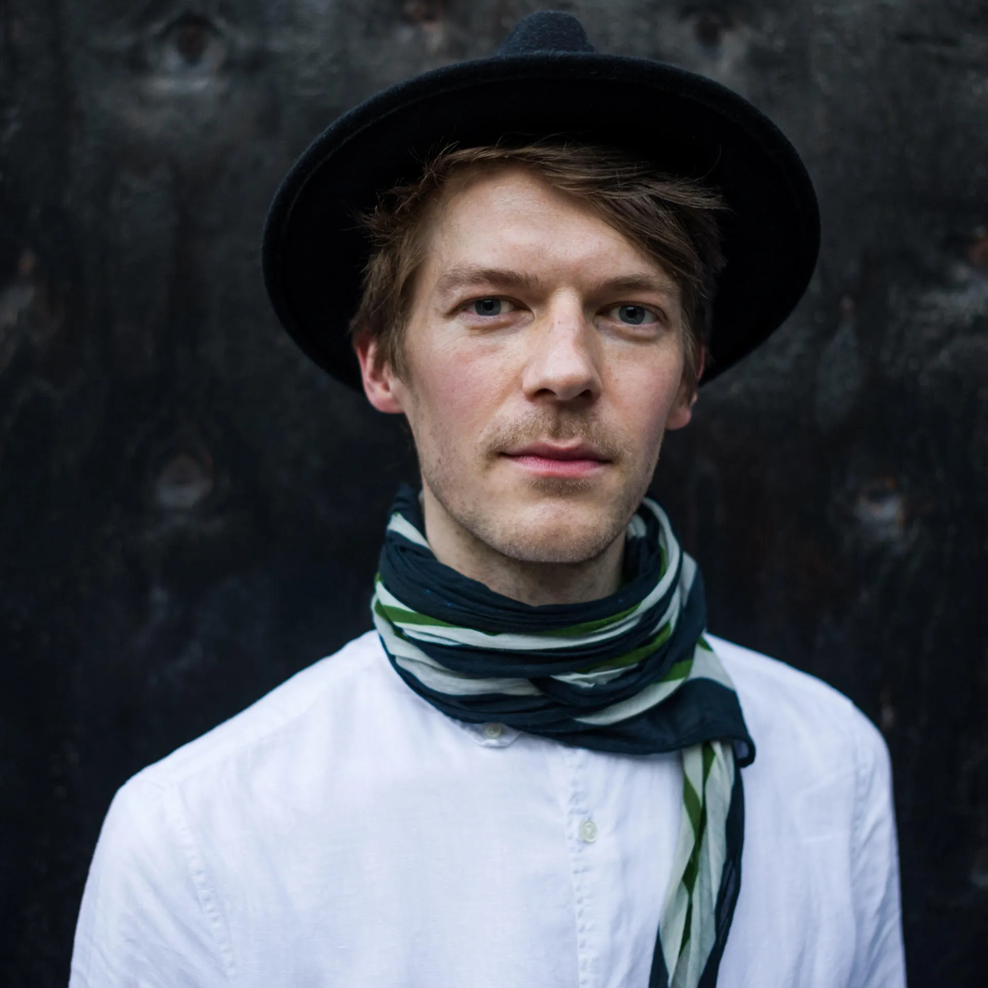 Andreas Rau - Artist Profile - Le Random