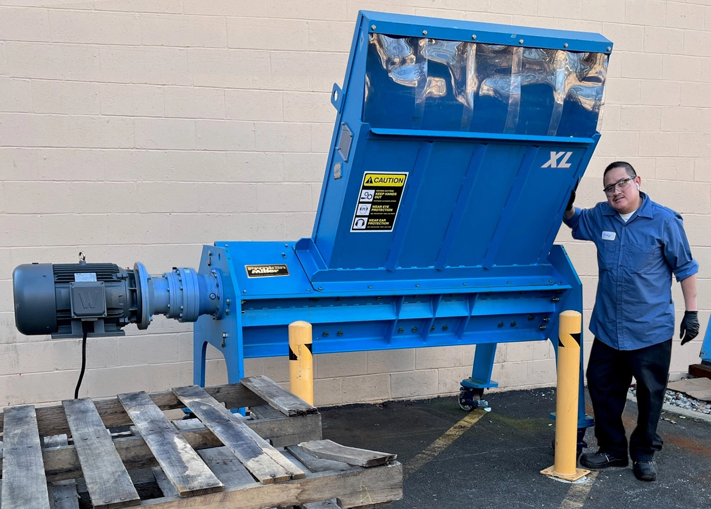 Say Goodbye to Pesky Pallet Piles