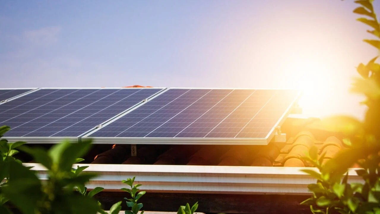 Do Solar Panels Save Money And Are They Worth The Investment do-solar-panels-save-money-and-are-they-worth-the-investment