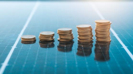 How Costs and Efficiency of Solar Panel Change Over Time