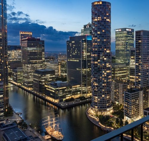Balcony Views | One Thames Quay