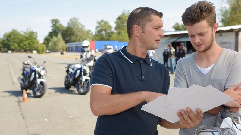 Documents Obligatoires et Facultatifs pour Conduire - Ornikar