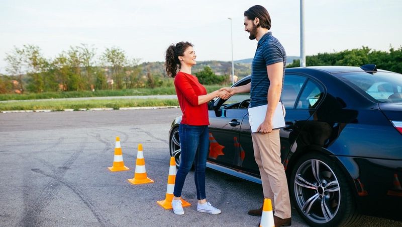 Comment devenir inspecteur du permis de conduire ? - Ornikar