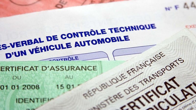 Tout savoir sur la fiche d'identité du véhicule - Ornikar