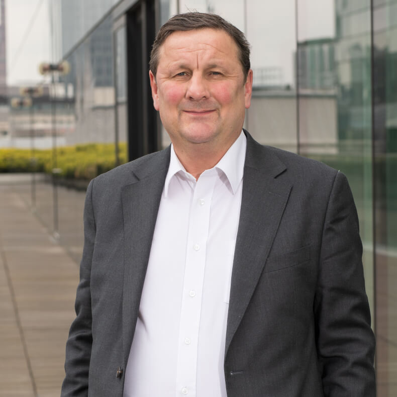 Sector Specialists | Altcor Capital