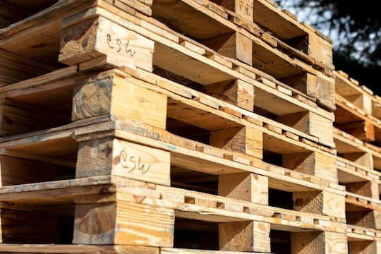 Effective Strategies to Reduce Pallet Manufacturing Expenses