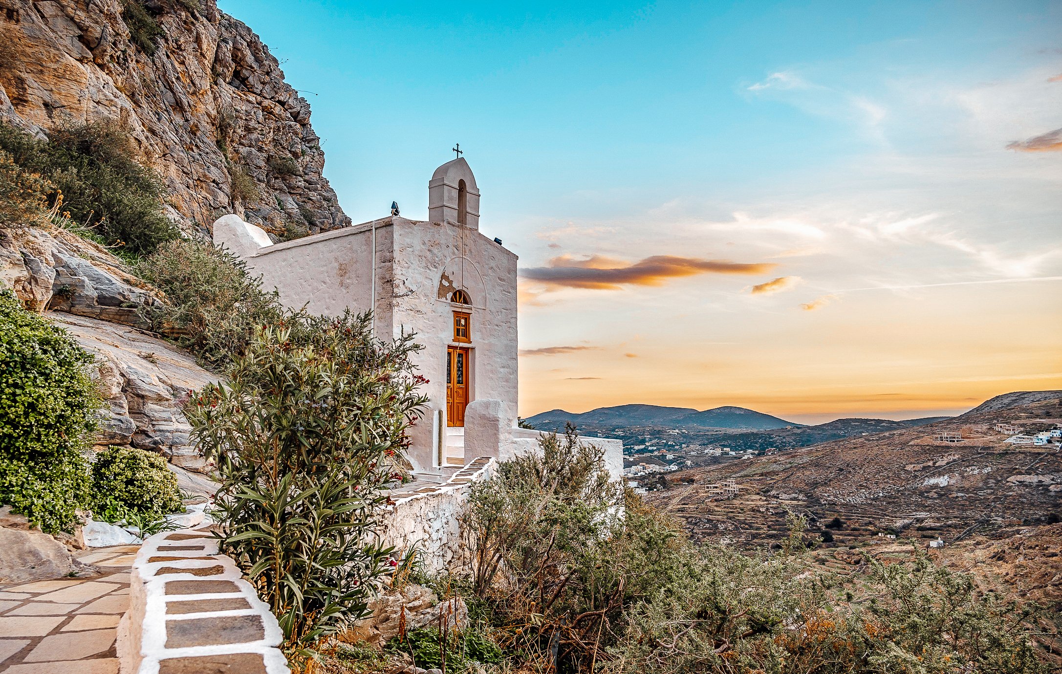 Top 3 Reasons to Visit Syros “Off-Season”