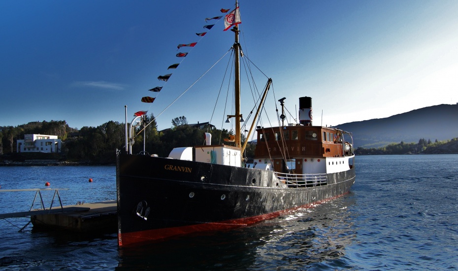 Vintage boats | Rent a boat | Maritime Tours AS