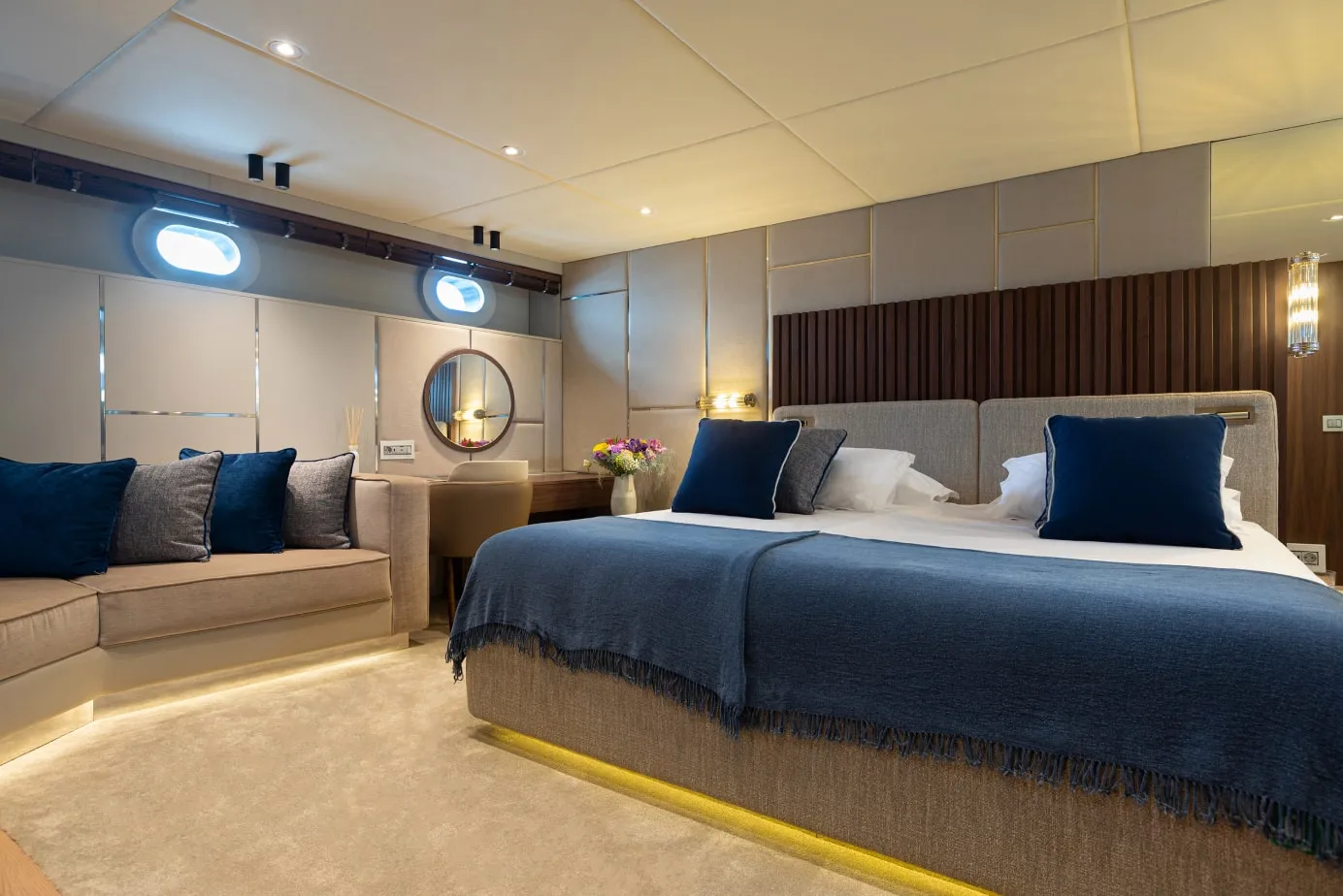 Clase Azul yacht | Tramontana Yacht