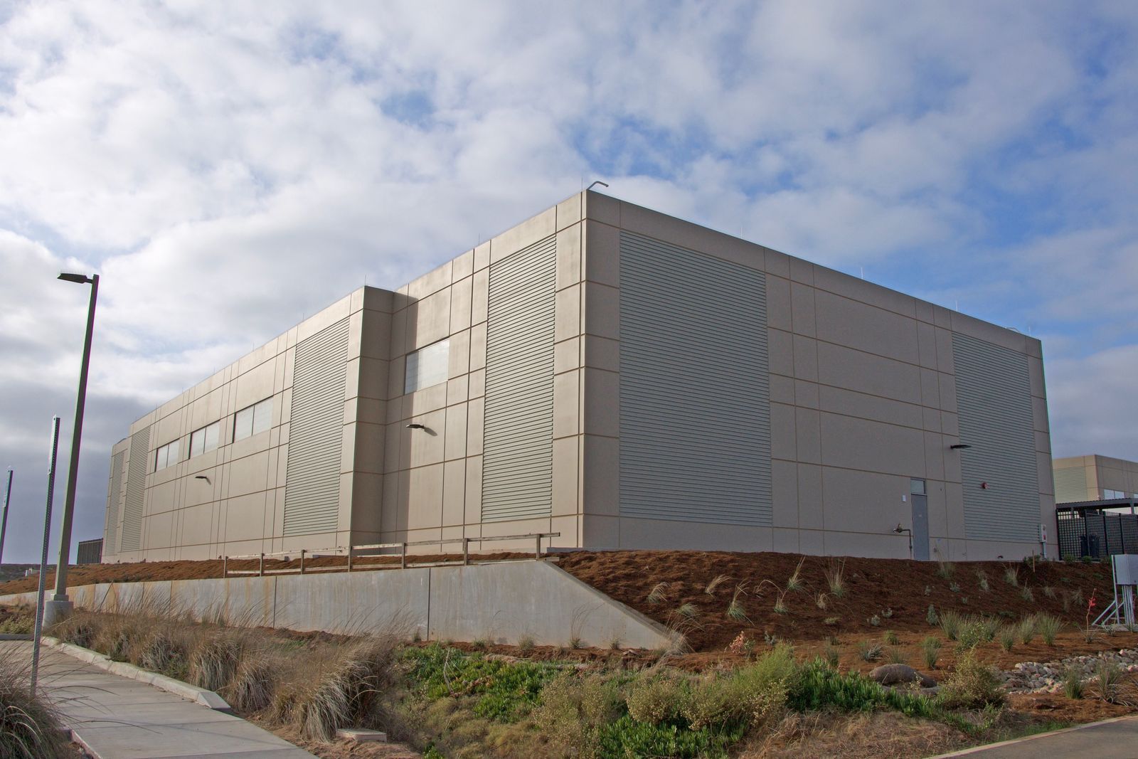 Soltek Pacific Construction - Building Projects & Partnerships Since 1974