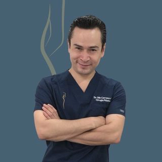 Aumento mamario | Dr. Olin Carrasco Ortíz