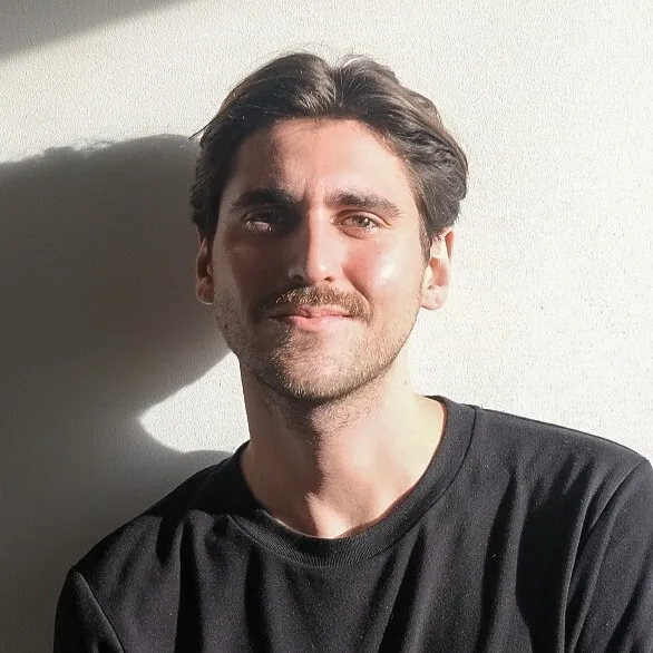 Enthüllung unserer Geschichte - Über uns | Cardino