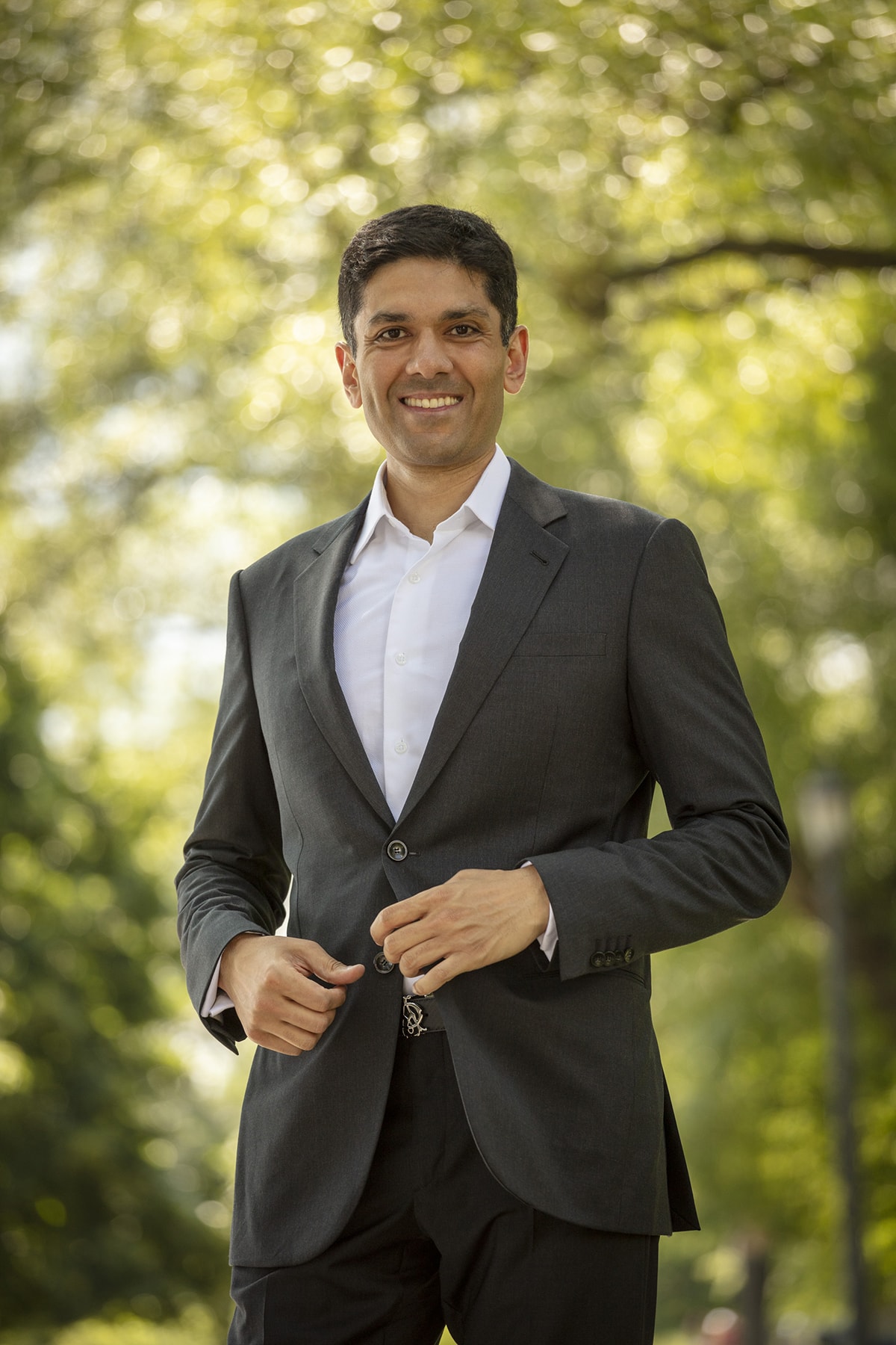 Saqib Qureshi: Investor - Author - Entrepreneur