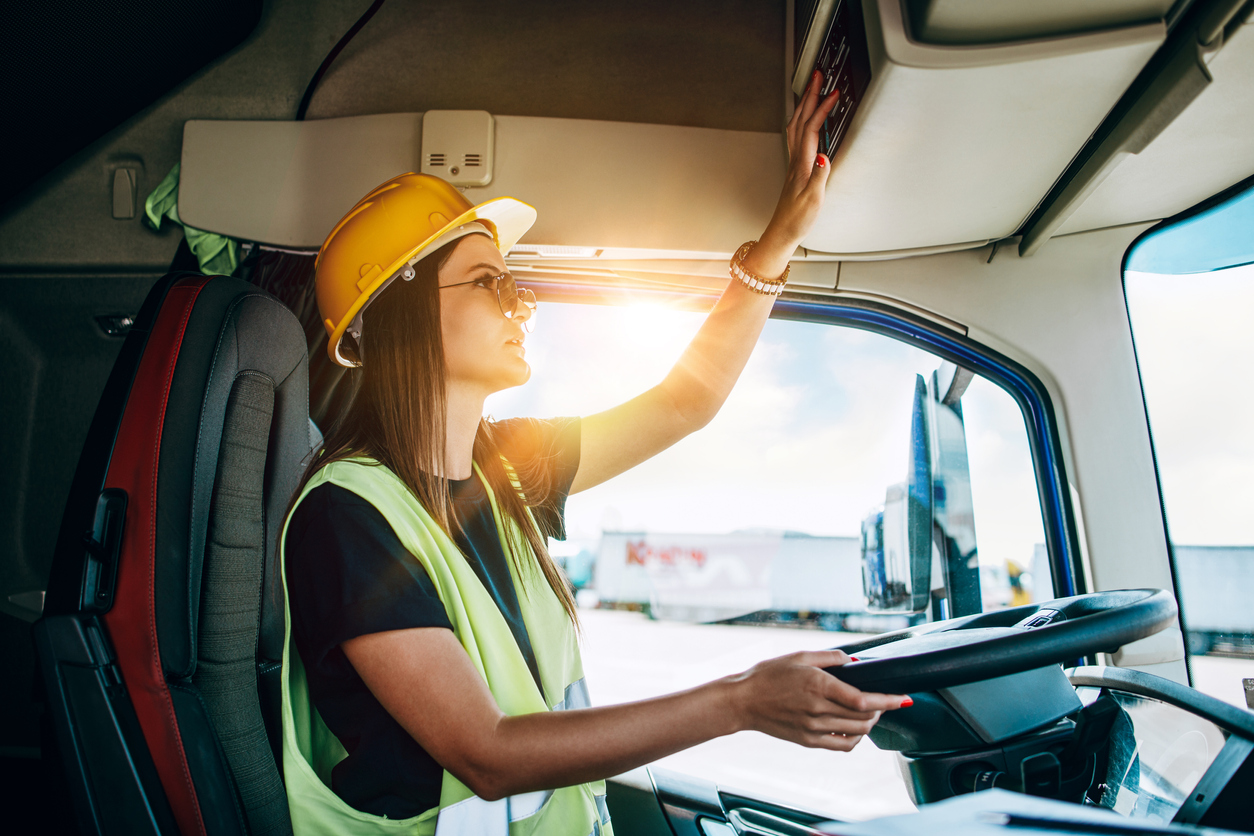 What Is FMCSA Compliance: A 101 Guide For Truckers