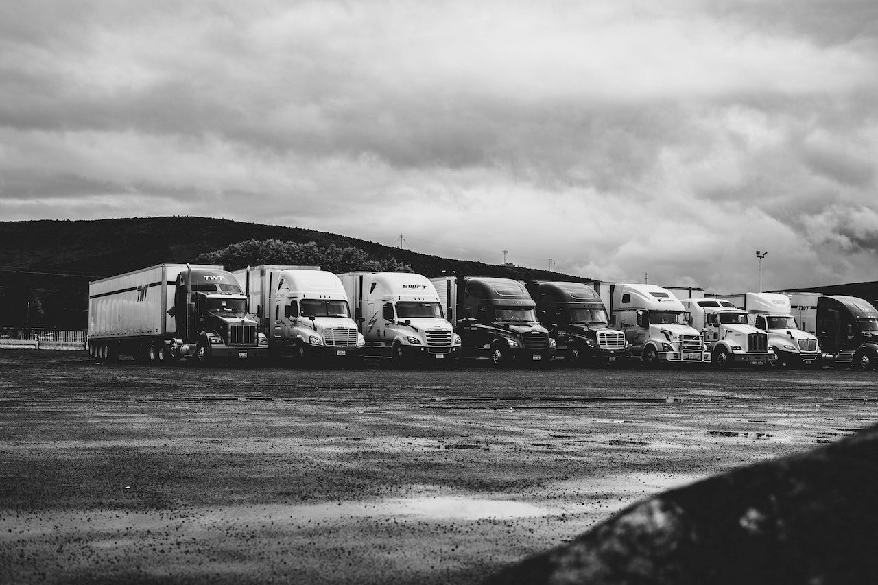 How To Grow a Small Trucking Fleet Business