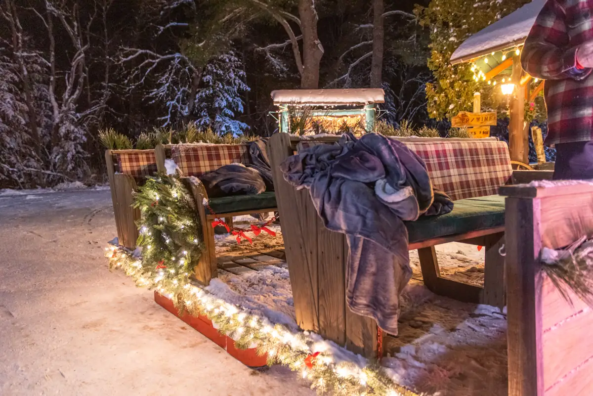 Lantern-lit Adirondack Sleigh Rides | Experiences | Hohmeyer's Lake ...