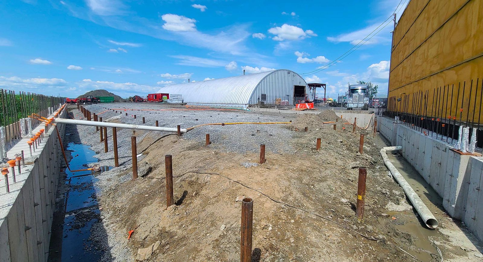Le secret d’une fondation de bâtiment industriel stable | Pretech