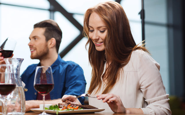 Cómo mejorar la experiencia de cliente en un restaurante