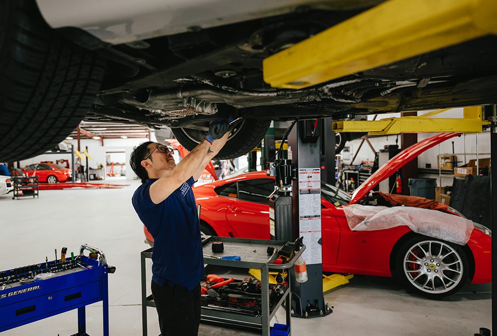How Modernized Auto Shop Customer Service Sells More Repair Work