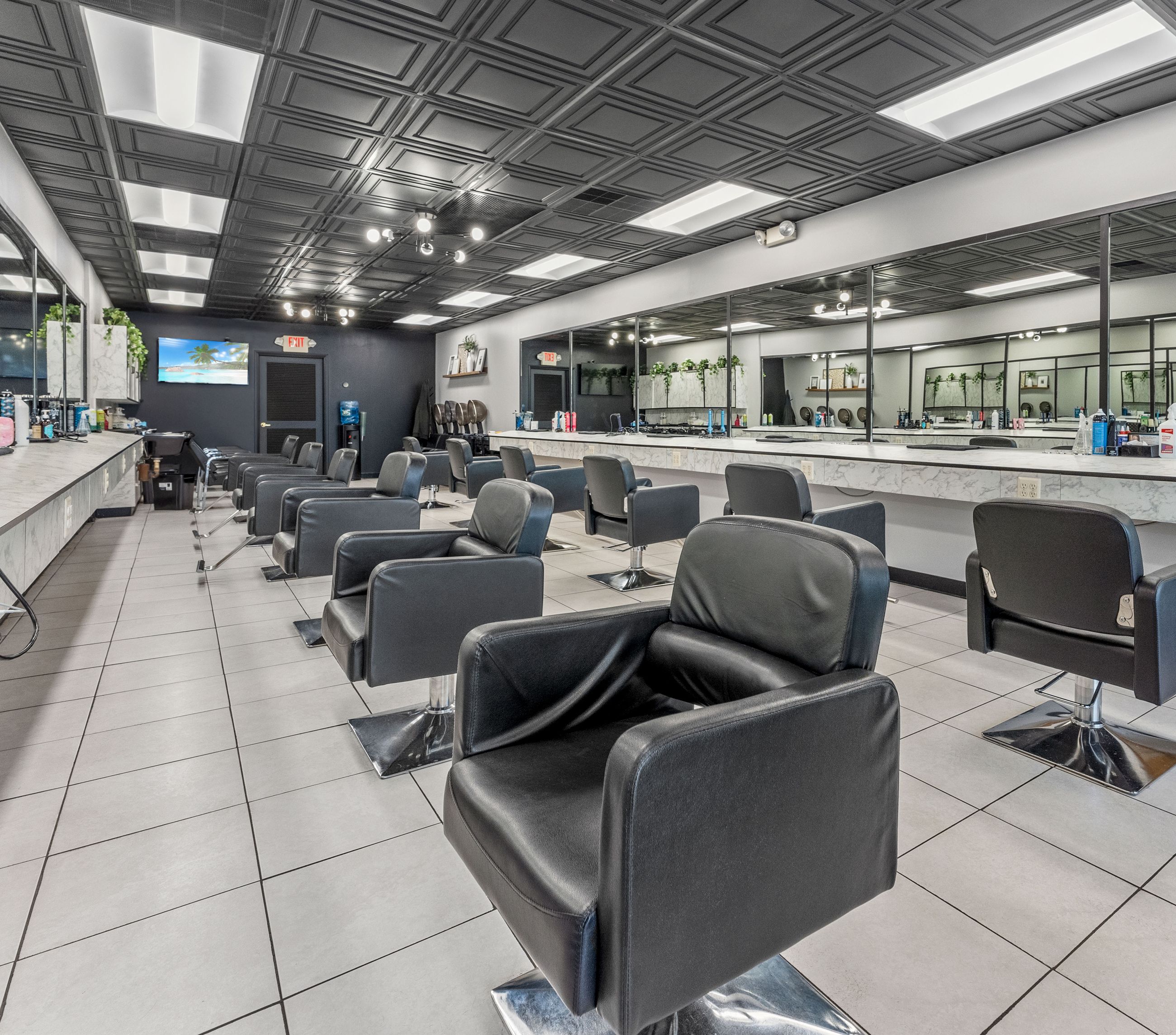 Welcome to Wadies Salon