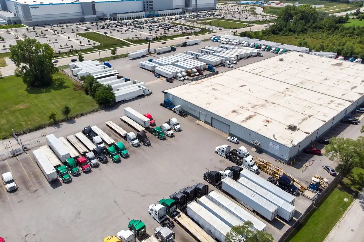 Truck Repair & Fleet Services in Chicago, IL | Connect Truck Center
