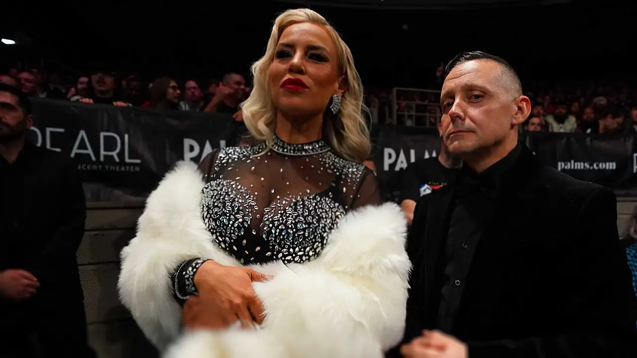 TNA Wrestling Signs Ash By Elegance (F.K.A Dana Brooke)