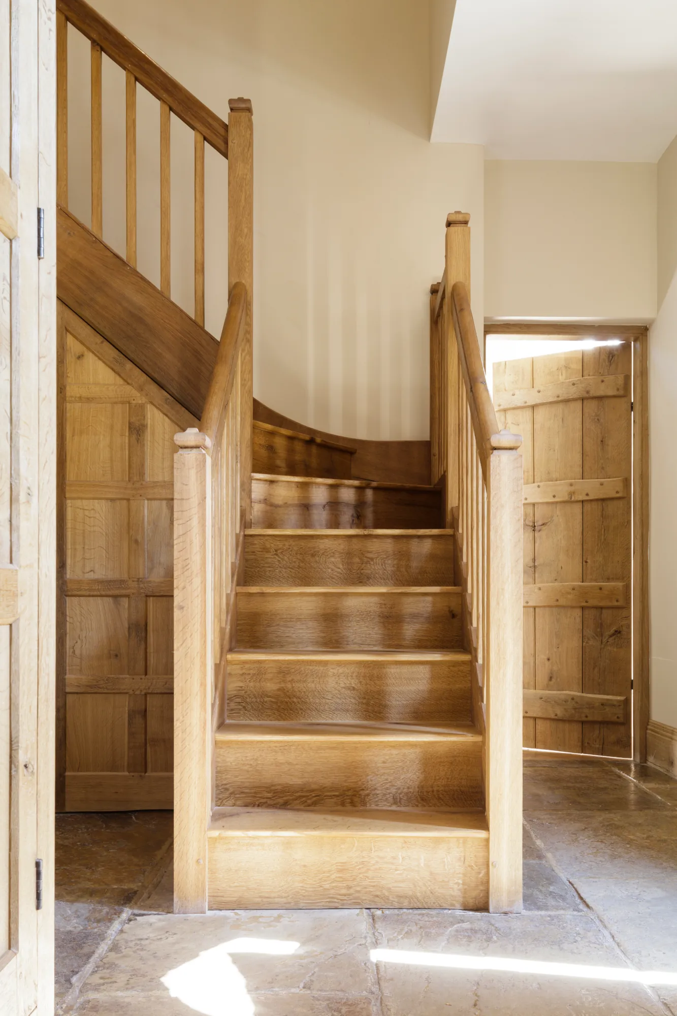 Oak staircase - Jack Badger traditional joinery company