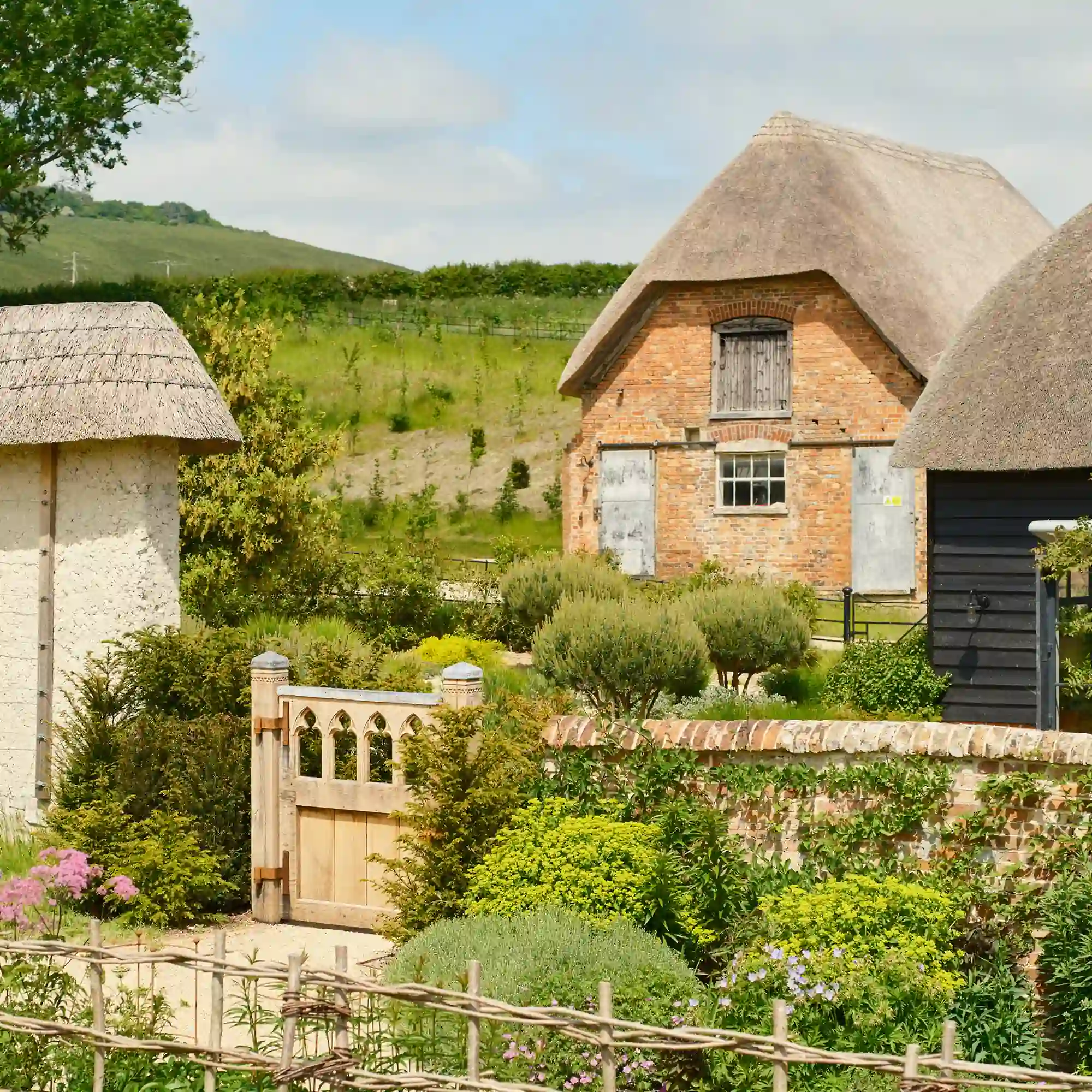oak gates - Jack Badger traditional joinery company