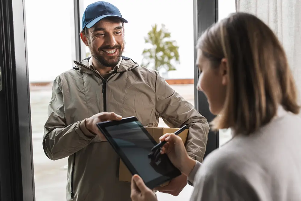 The Importance of Customer Service in Delivery Operations • Roundtrip