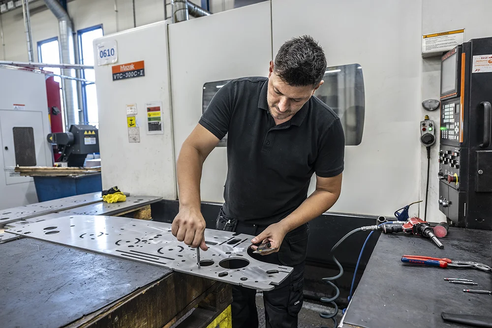 Bearbetning - PVI Laserkraft