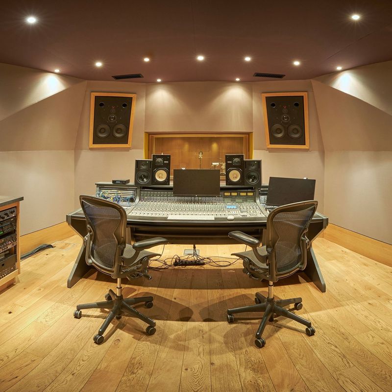 Les meilleurs studios d'enregistrement en France ! - Realtor X - Webflow Ecommerce website template