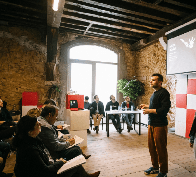 Demium - Your first investor