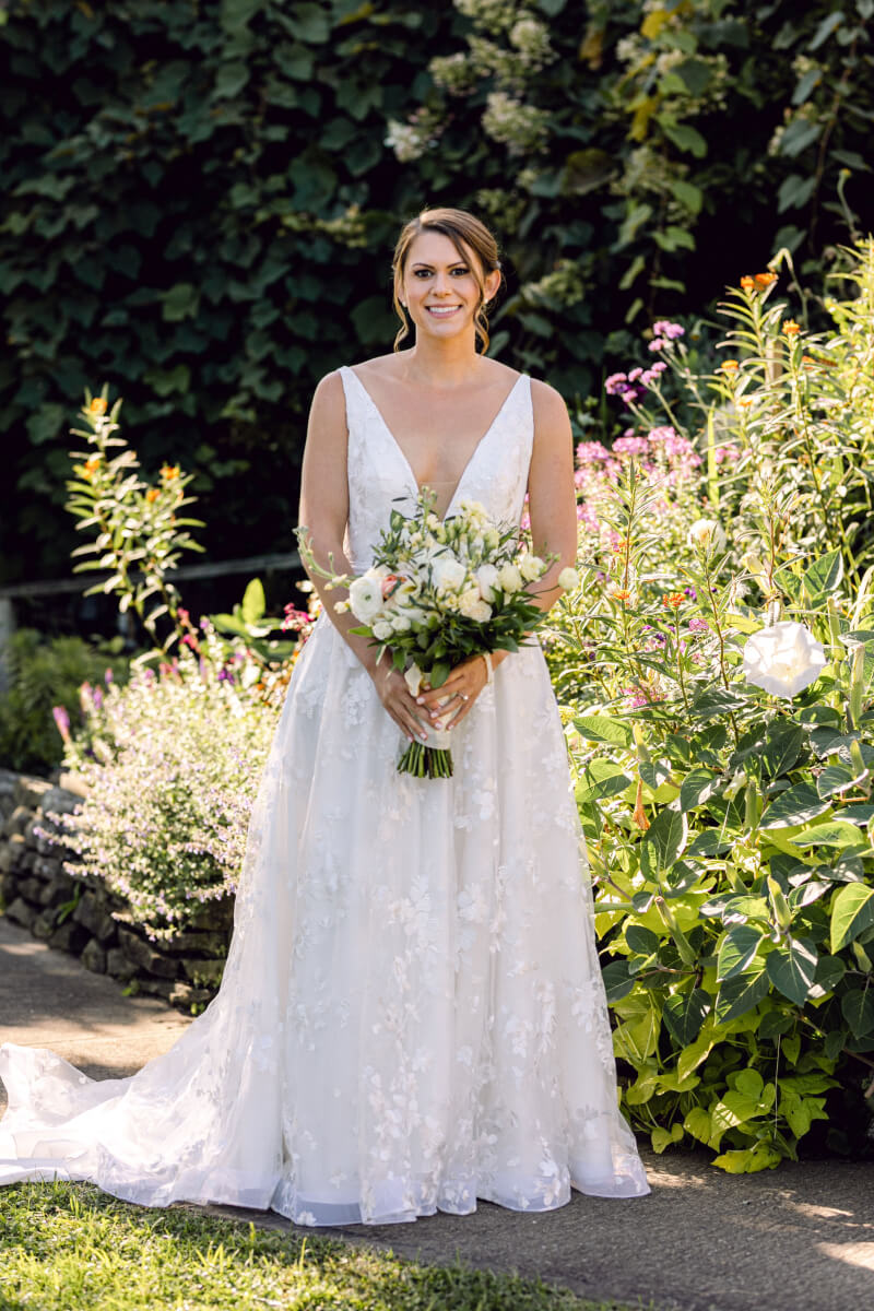 Laura | Lace & Liberty Bride