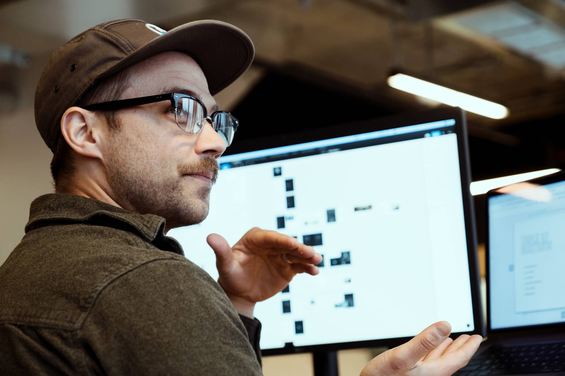 Contact Headway - Digital Product Studio