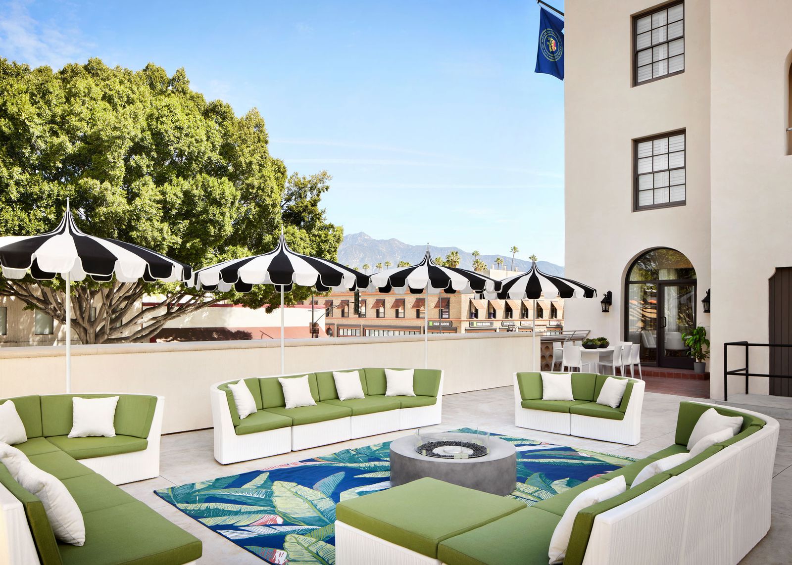 Photo Gallery | Pasadena Hotel & Pool