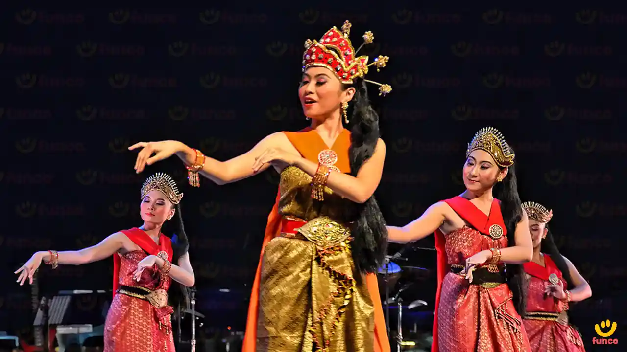 Best Traditional Malay Dance Performance in Singapore [2024] | FunCo