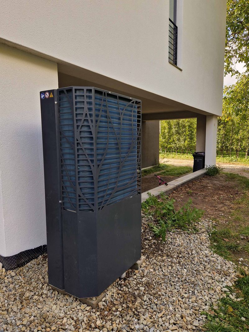LAMBDA HEATPUMPS | DE