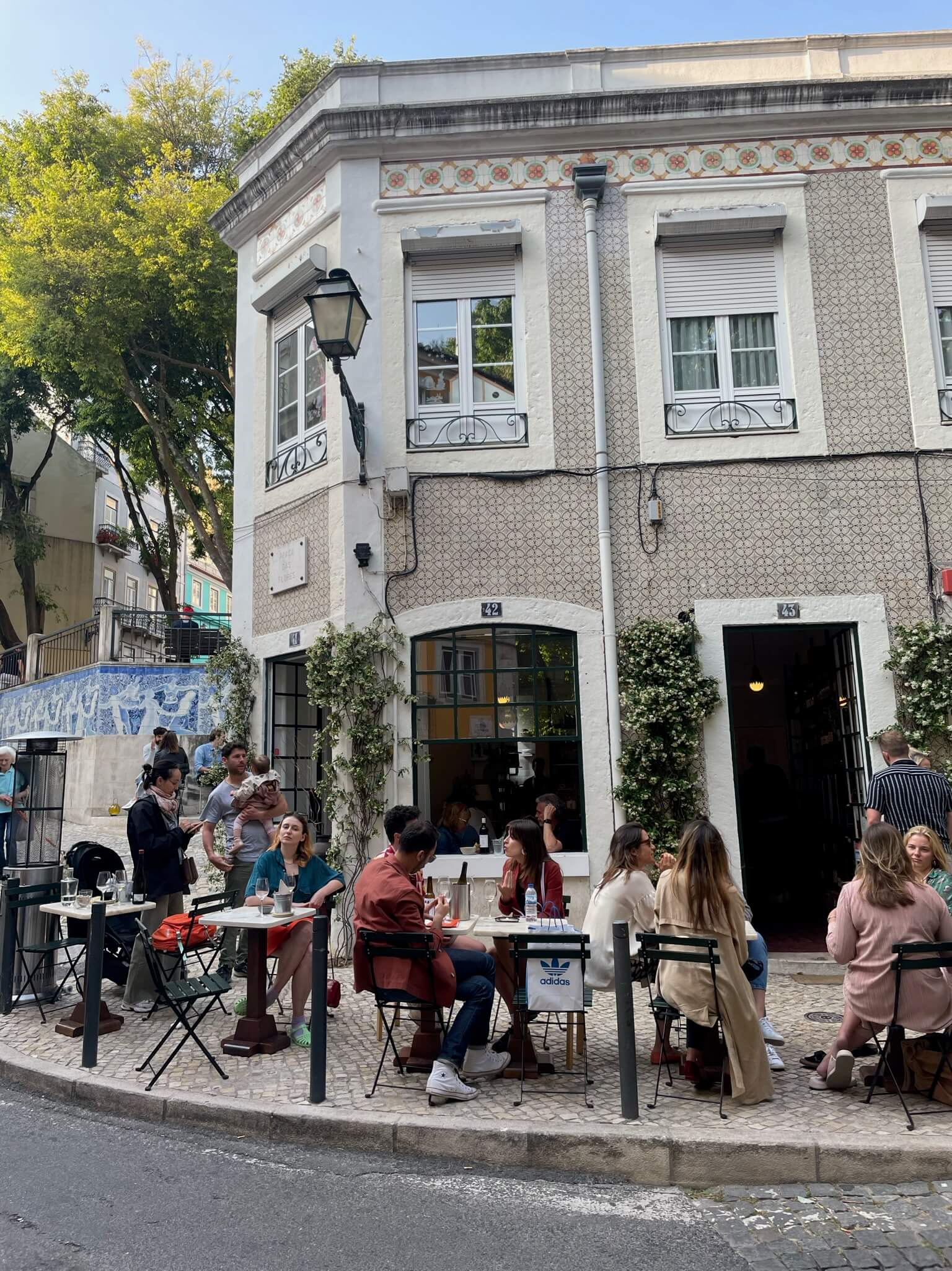 The best natural wine bars in Lisbon, drinking Wine feeling fine ...