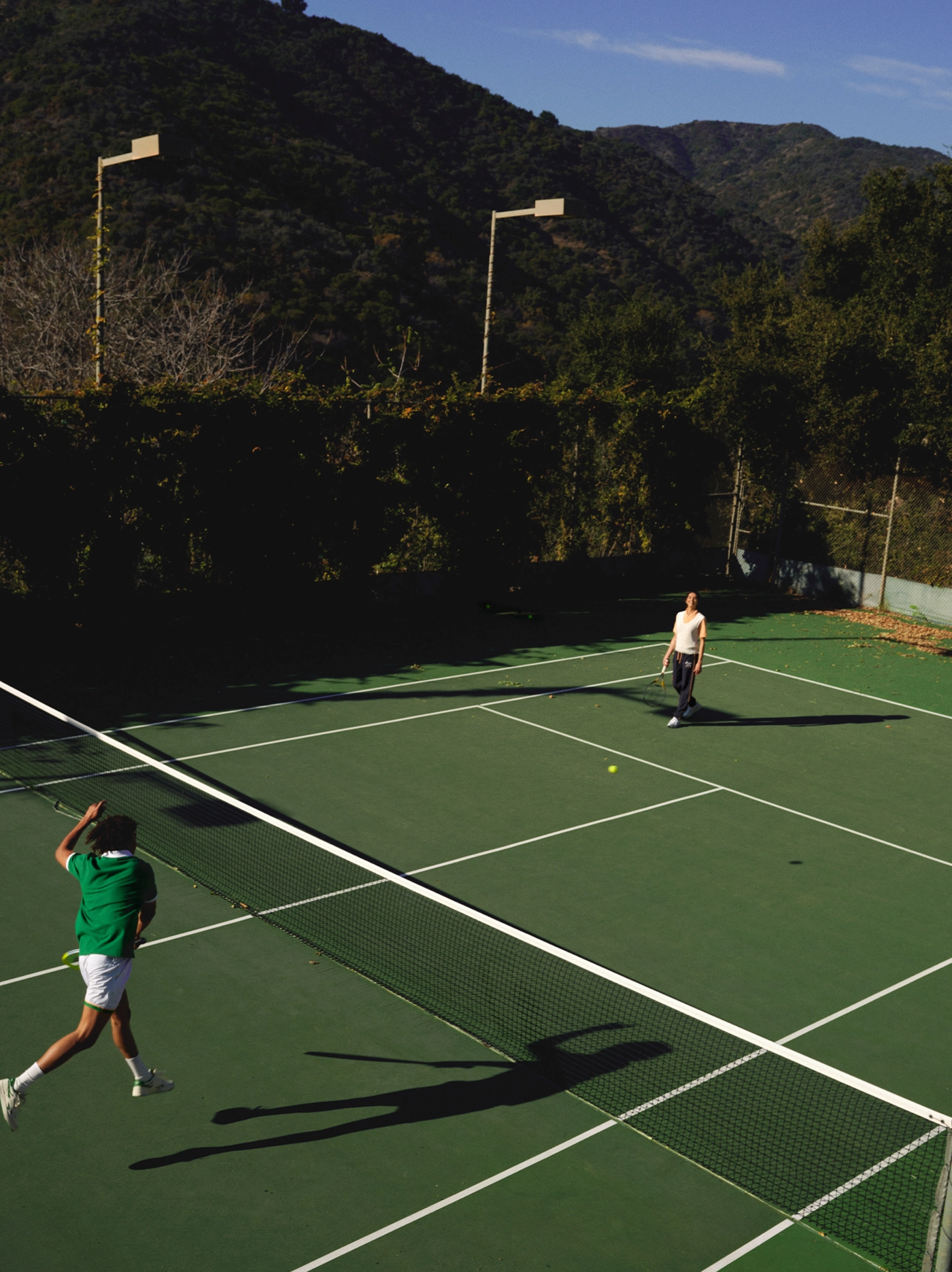 Dockers présente sa capsule Racquet Club